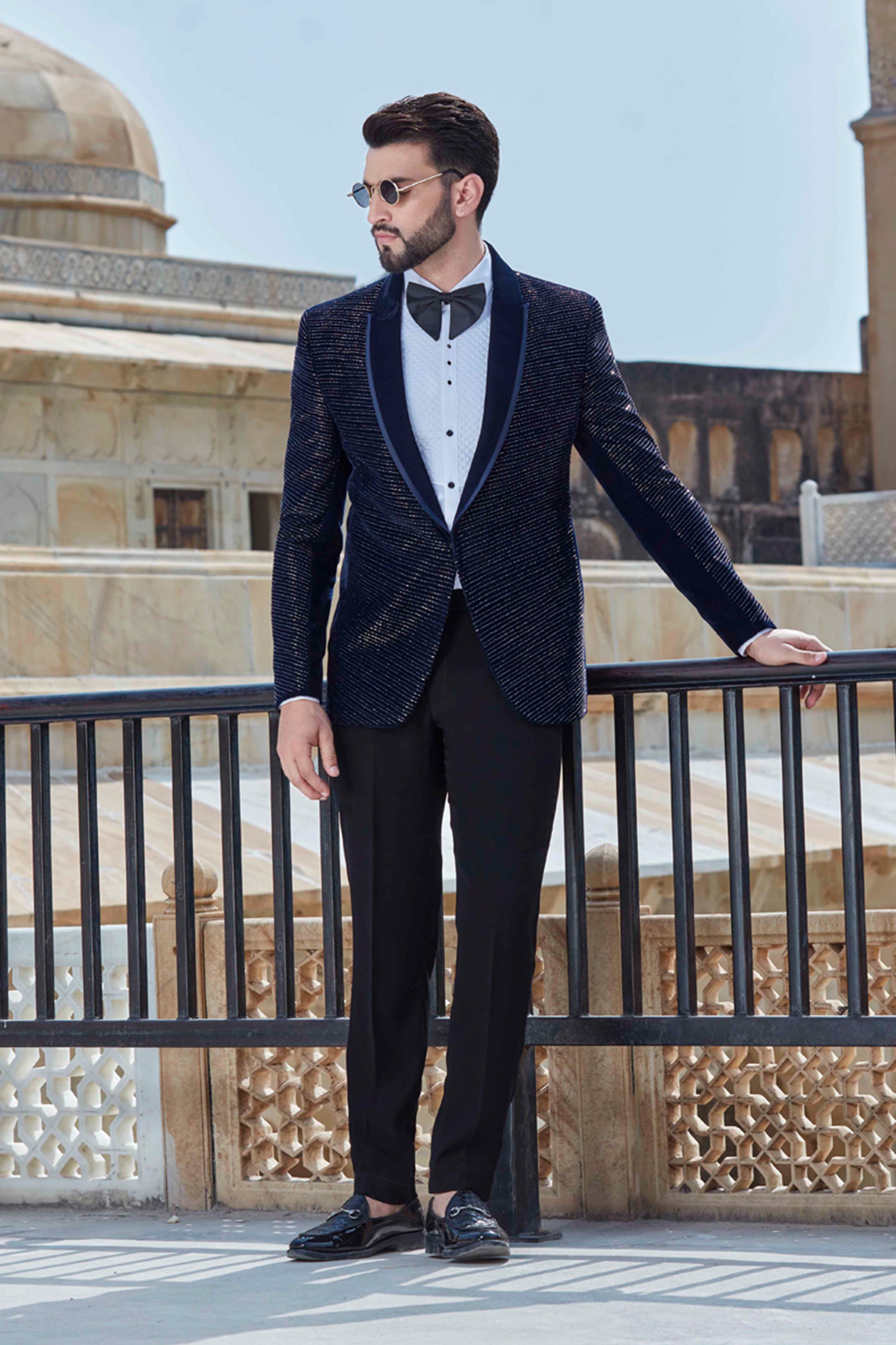 OCEAN NAVY BLUE SUIT